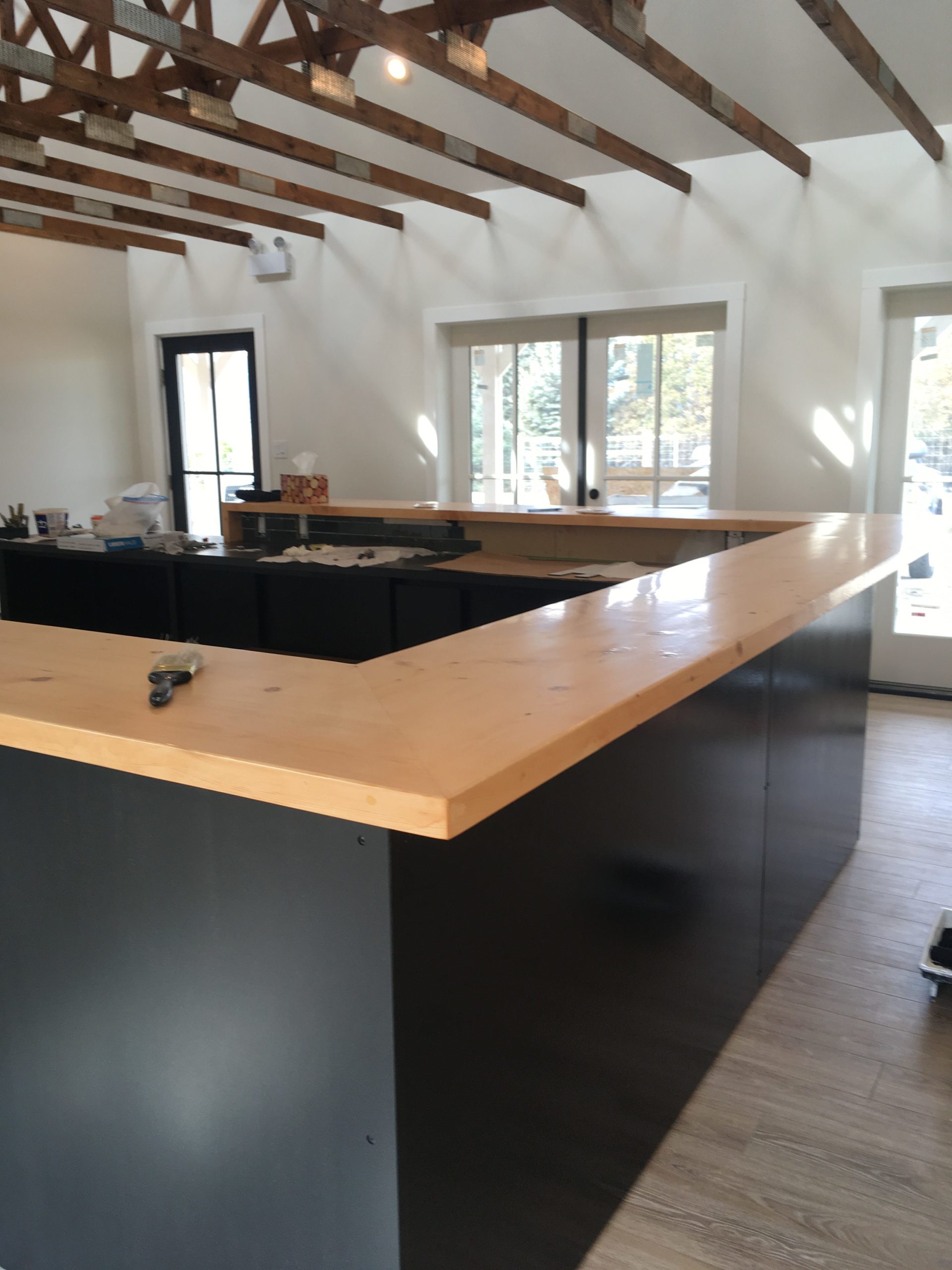 More progress! Tasting bar and new signage | Four Shadows Vineyard & Winery